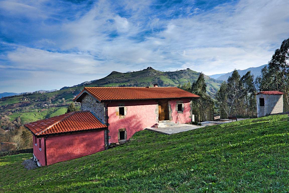220 M² Casa ∙ 5 Habitaciones ∙ 12 Huéspedes - Cantabria