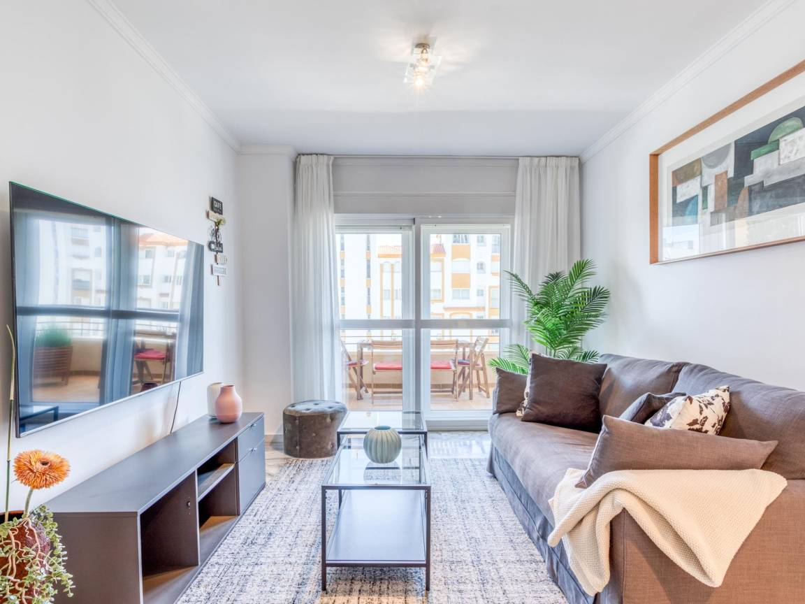 85 M² Appartamento ∙ 2 Camere Da Letto ∙ 6 Ospiti - Estepona