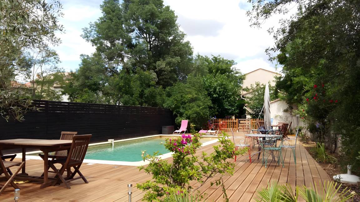 100 M² Appartement ∙ 1 Chambre ∙ 6 Personnes - Alès