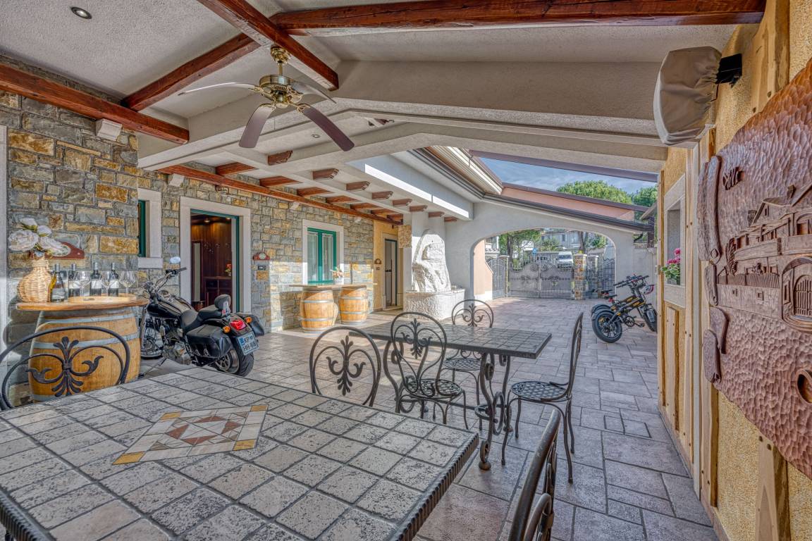 65 M² Ferienwohnung ∙ 2 Schlafzimmer ∙ 4 Gäste - Piran