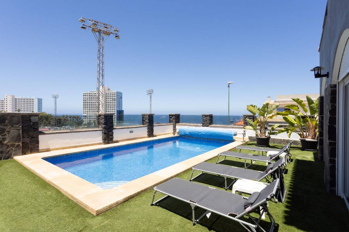 547 M² Huis ∙ 6 Slaapkamers ∙ 12 Gasten - Puerto de la Cruz