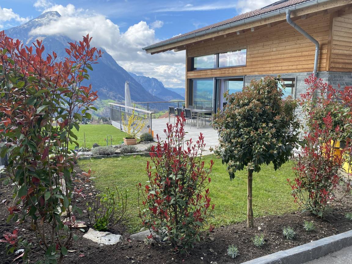 202 M² Ferienhaus ∙ 4 Schlafzimmer ∙ 10 Gäste - Gunten