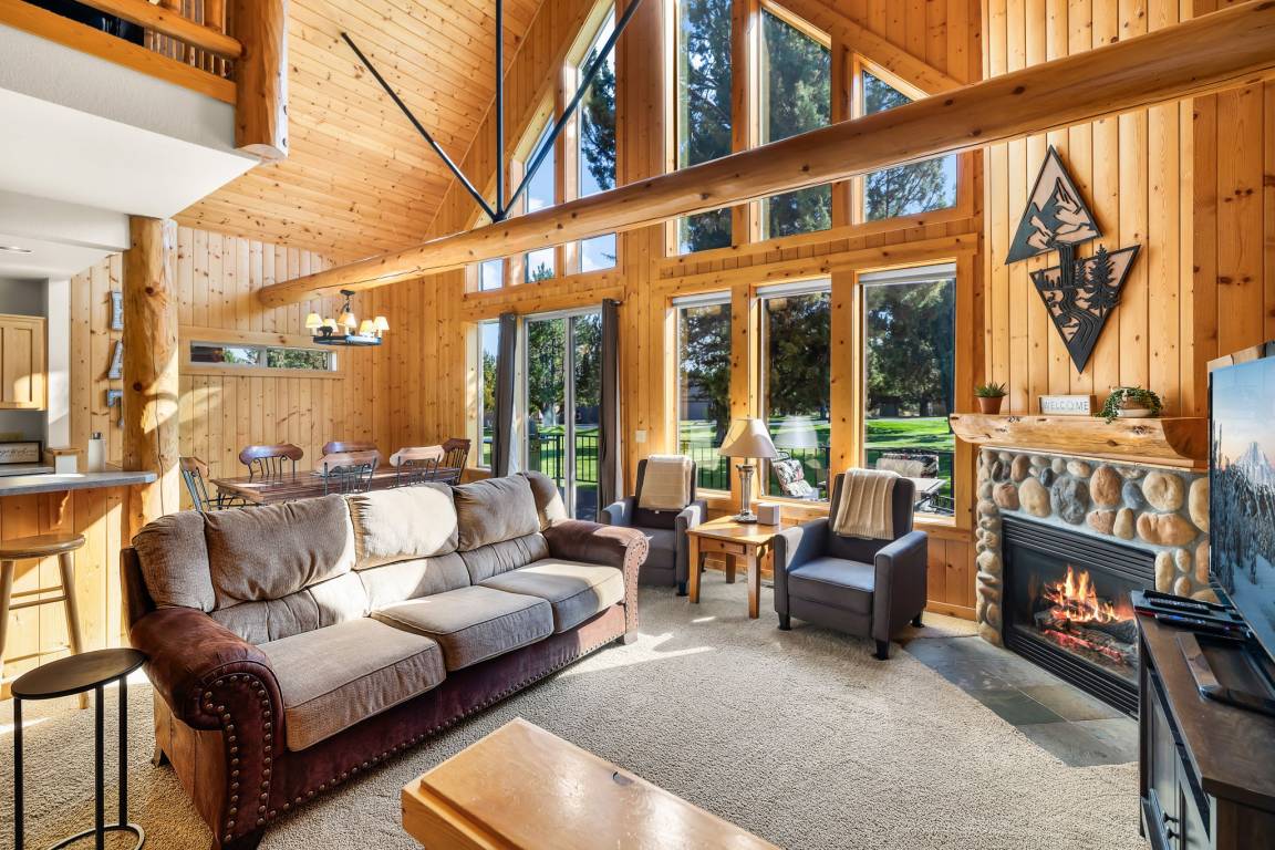 139 M² House ∙ 3 Bedrooms ∙ 8 Guests - Redmond, OR