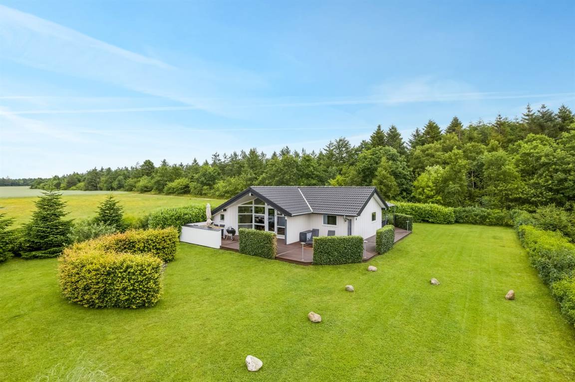 81 M² Ferienhaus ∙ 3 Schlafzimmer ∙ 8 Gäste - Arrild