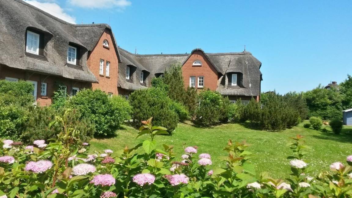 70 M² Ferienhaus ∙ 2 Schlafzimmer ∙ 5 Gäste - Sylt