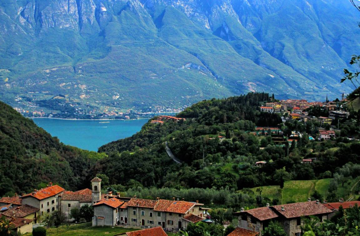 65 M² House ∙ 2 Bedrooms ∙ 6 Guests - Limone Sul Garda
