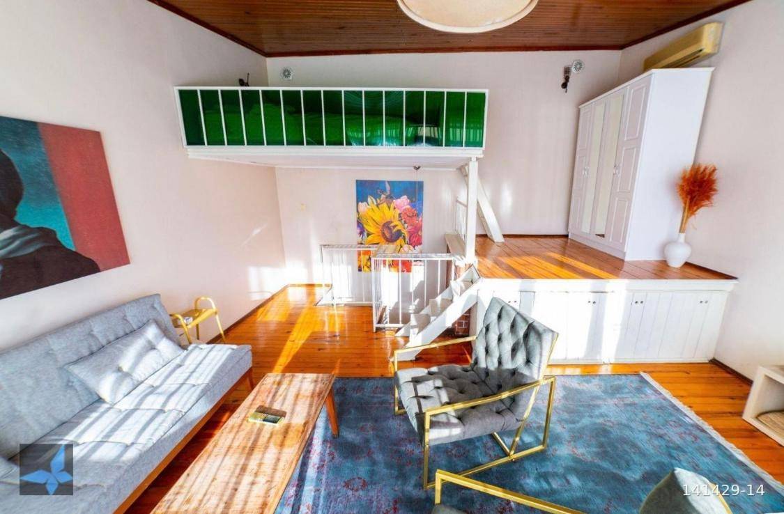 90 M² Studio Flat ∙ 2 Bedrooms ∙ 5 Guests - Harbiye