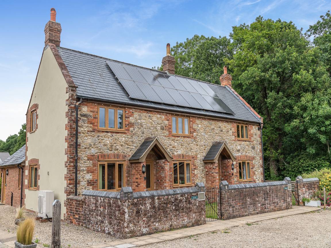 Cottage ∙ 3 Bedrooms ∙ 7 Guests - Dorset