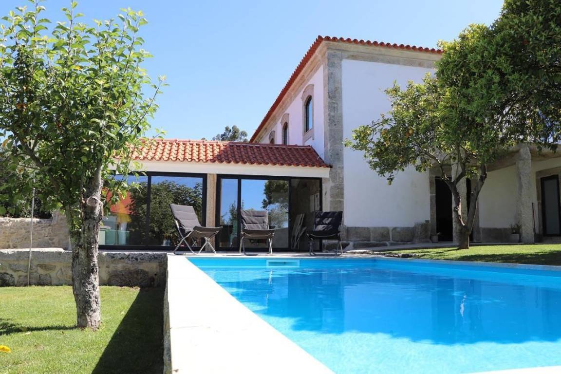 300 M² House ∙ 4 Bedrooms ∙ 12 Guests - Viana do Castelo