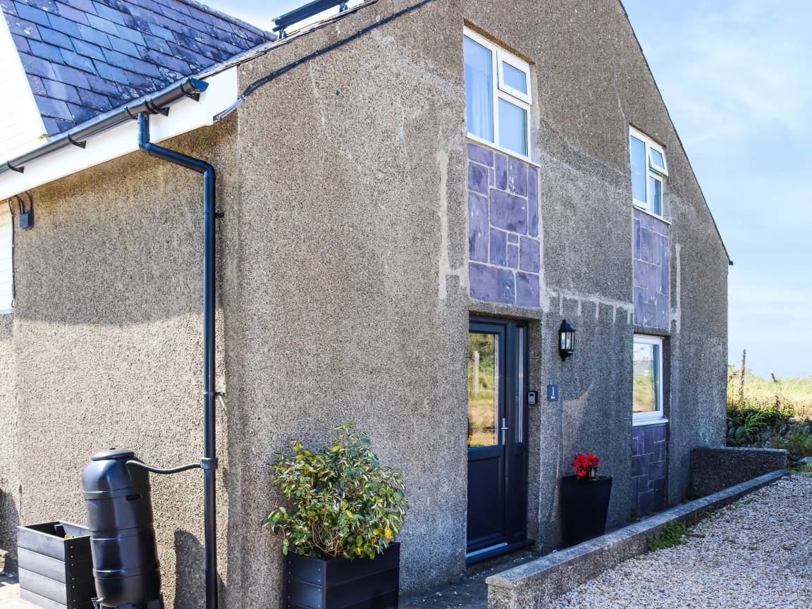 Cottage ∙ 3 Bedrooms ∙ 7 Guests - Llanbedrog