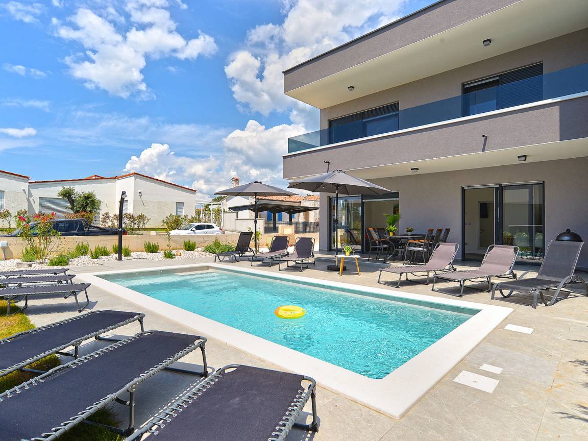 160 M² Casa ∙ 1 Habitación ∙ 12 Huéspedes - Rovinj