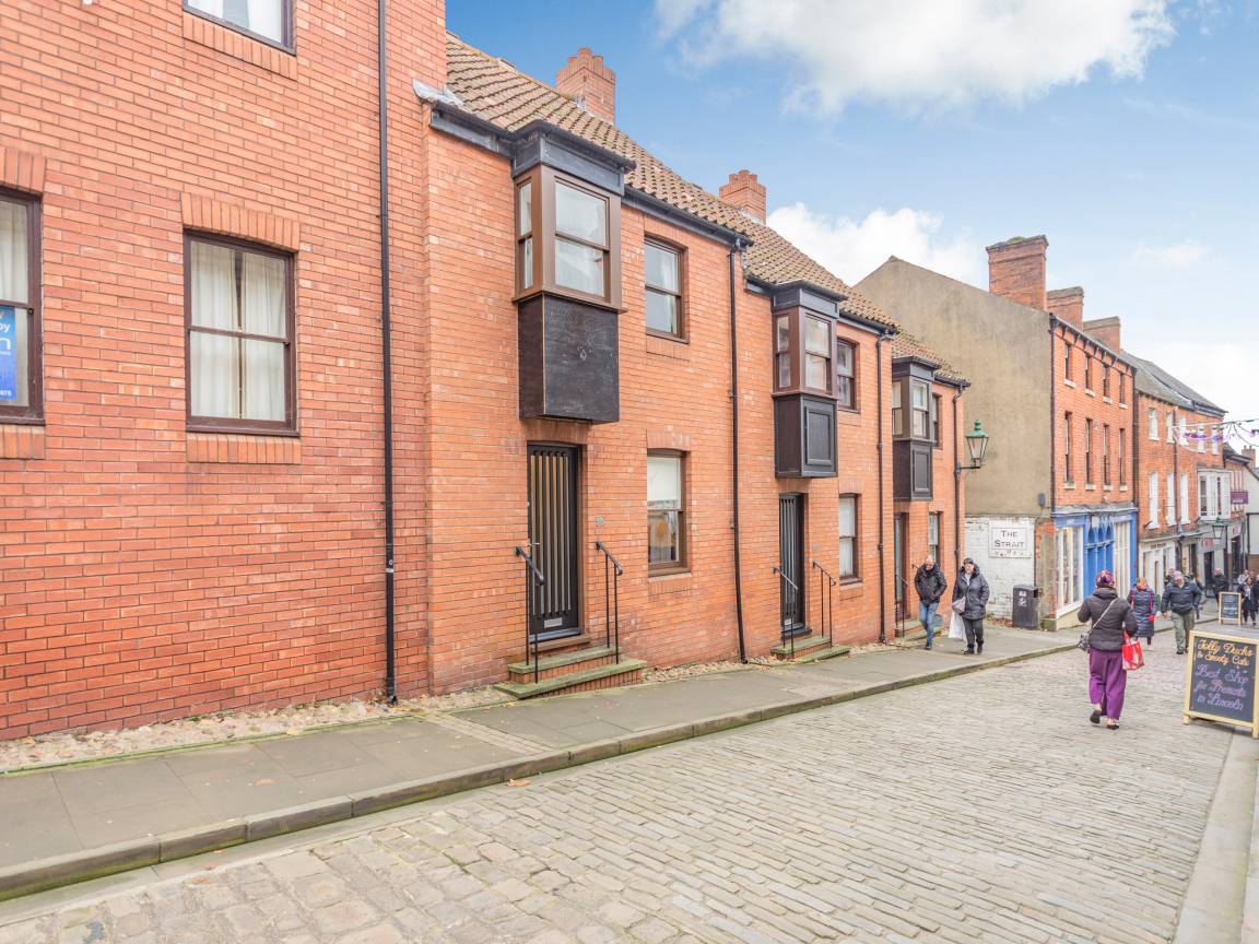 Cottage ∙ 2 Bedrooms ∙ 4 Guests - University of Lincoln