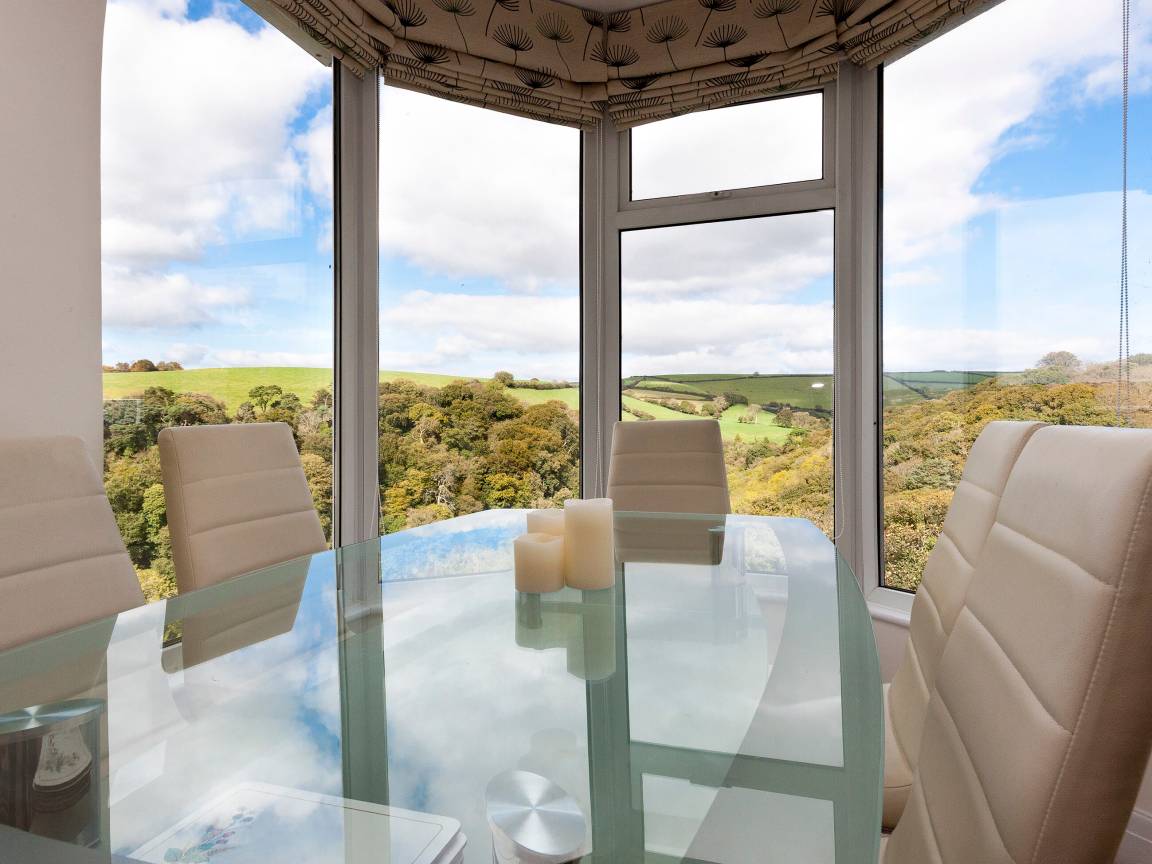 Cottage ∙ 3 Bedrooms ∙ 6 Guests - Dartmouth