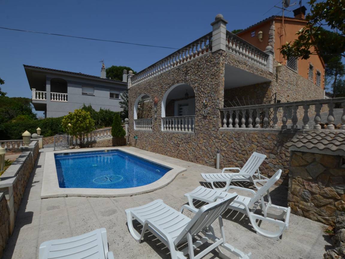 400 M² Villa ∙ 4 Chambres ∙ 10 Personnes - Lloret de Mar