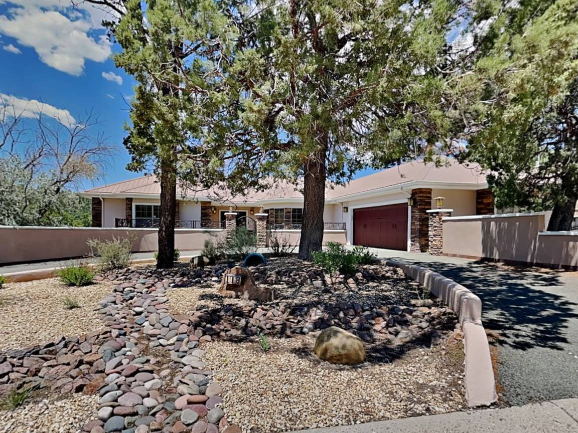 412 M² House ∙ 4 Bedrooms ∙ 8 Guests - Ruidoso, NM