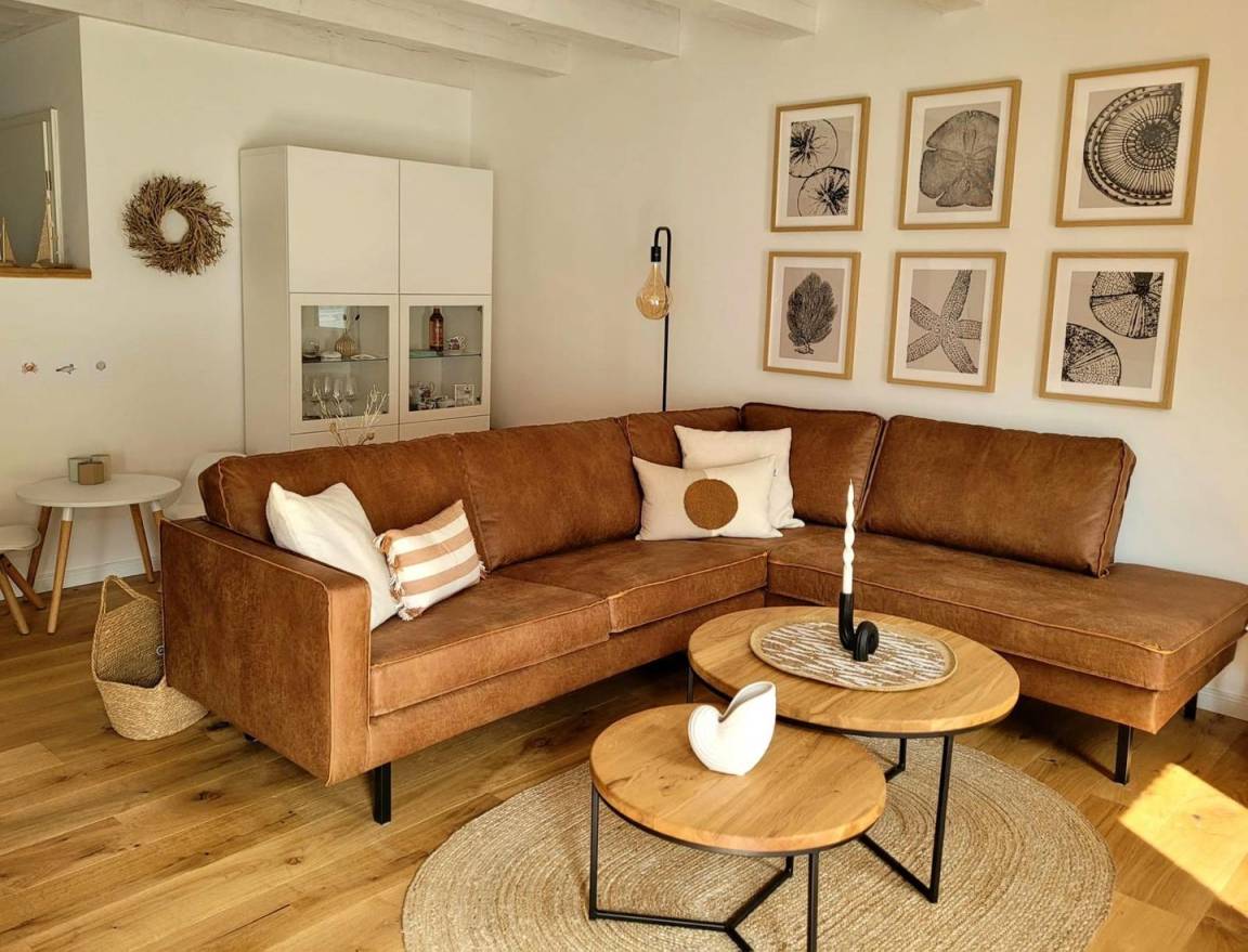 85 M² Appartement ∙ 2 Chambres ∙ 4 Personnes - Emden