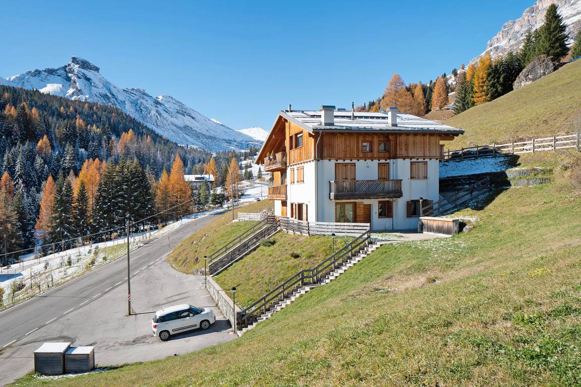 90 M² Ferienwohnung ∙ 2 Schlafzimmer ∙ 8 Gäste - Alta Badia