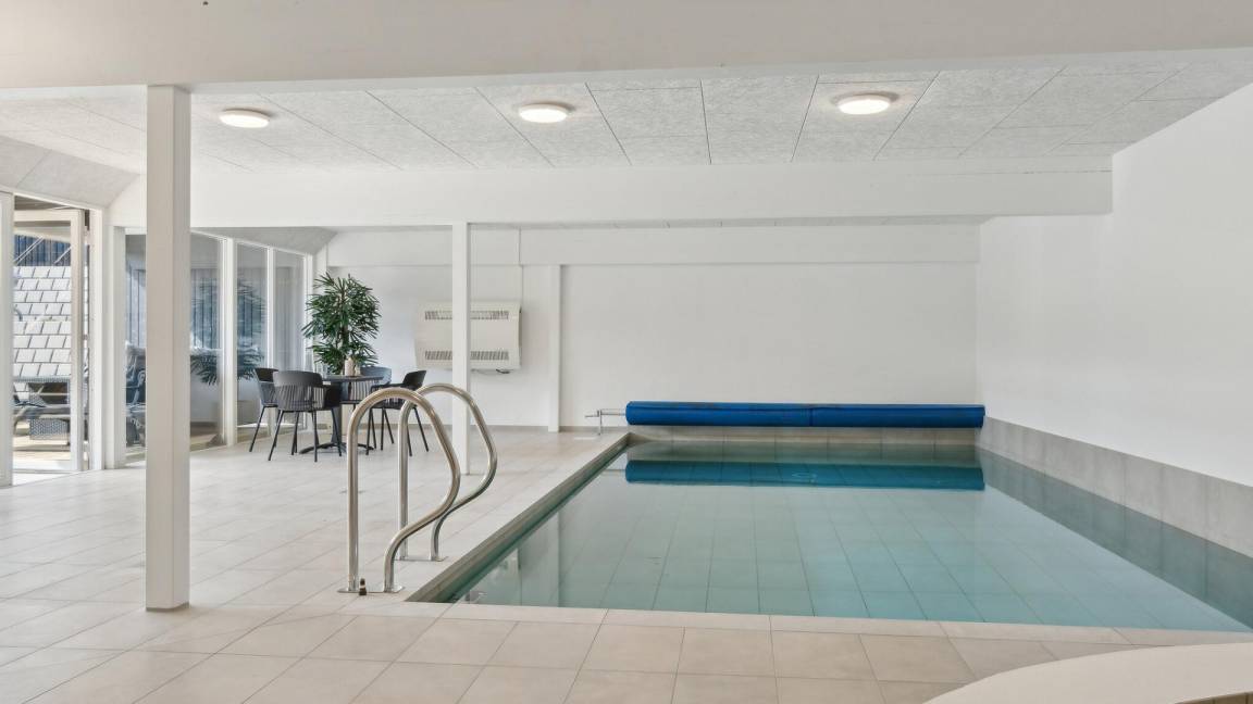 513 M² Huis ∙ 25 Slaapkamers ∙ 32 Gasten - Blokhus