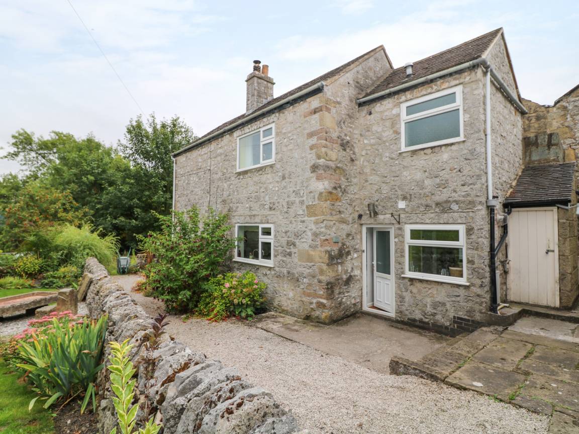 Cottage ∙ 2 Bedrooms ∙ 4 Guests - Bakewell