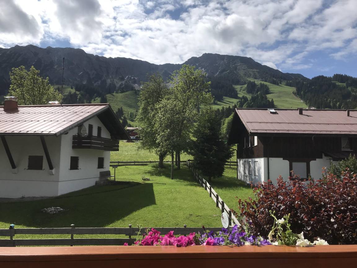 35 M² Ferienwohnung ∙ 2 Gäste - Hinterstein