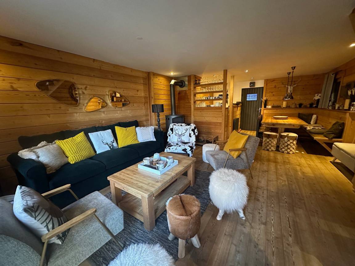 150 M² Chalet ∙ 4 Chambres ∙ 12 Personnes - Vars
