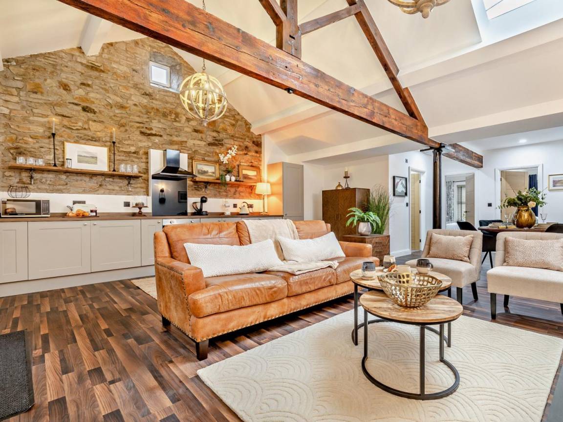 Cottage ∙ 2 Bedrooms ∙ 4 Guests - Macclesfield