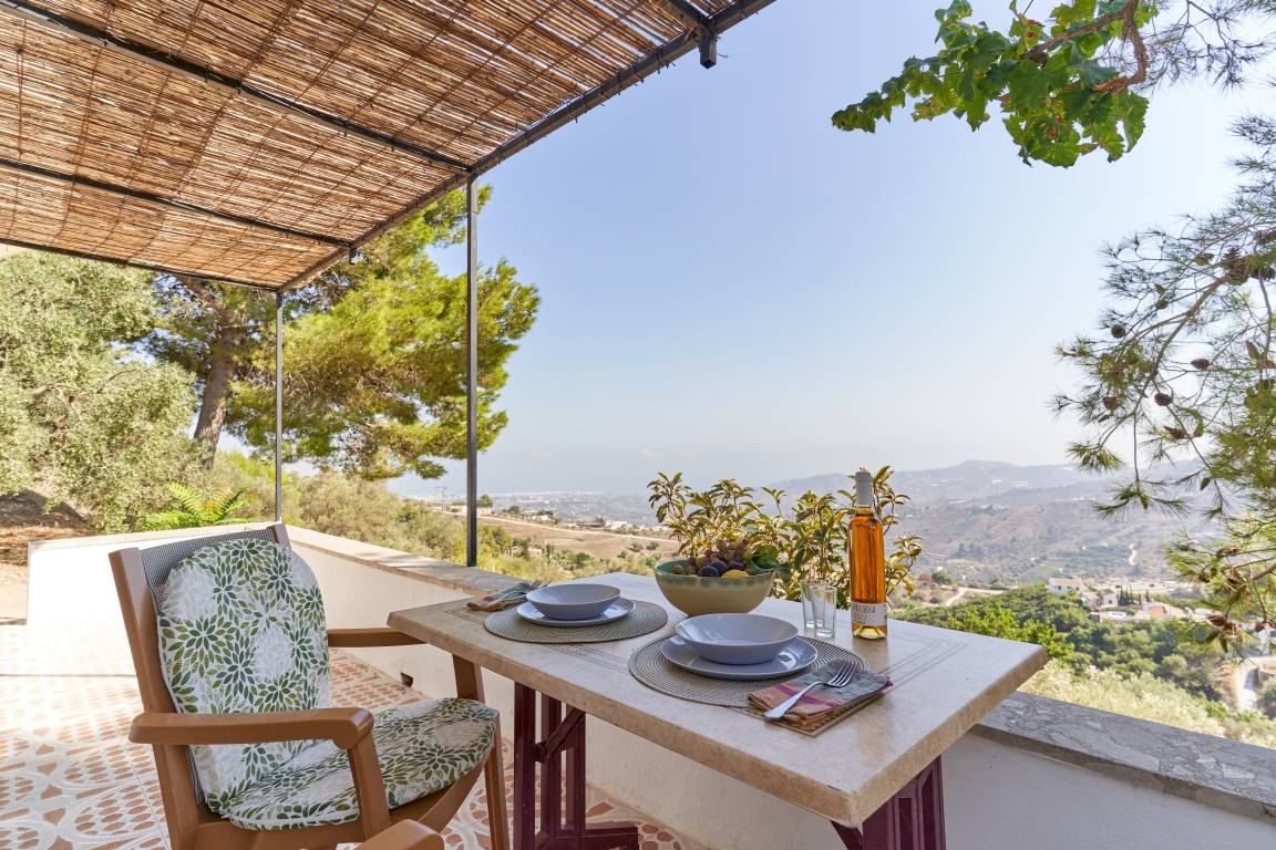 28 M² Ferienhaus ∙ 1 Schlafzimmer ∙ 2 Gäste - Cómpeta