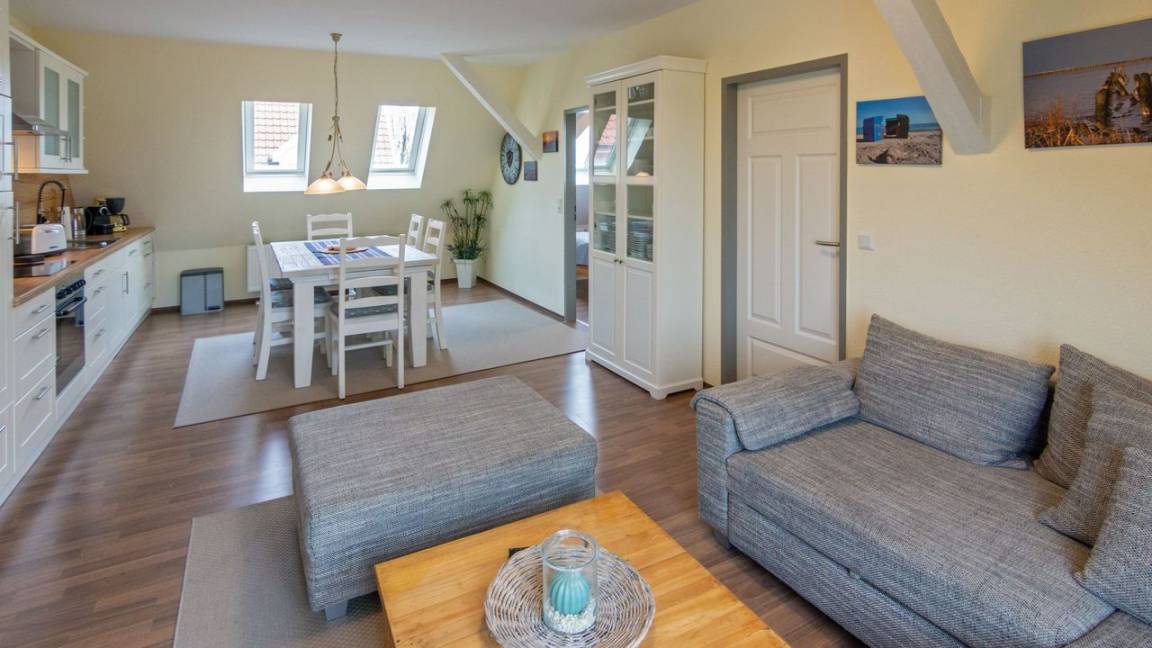 64 M² Apartment ∙ 2 Bedrooms ∙ 4 Guests - Langeoog