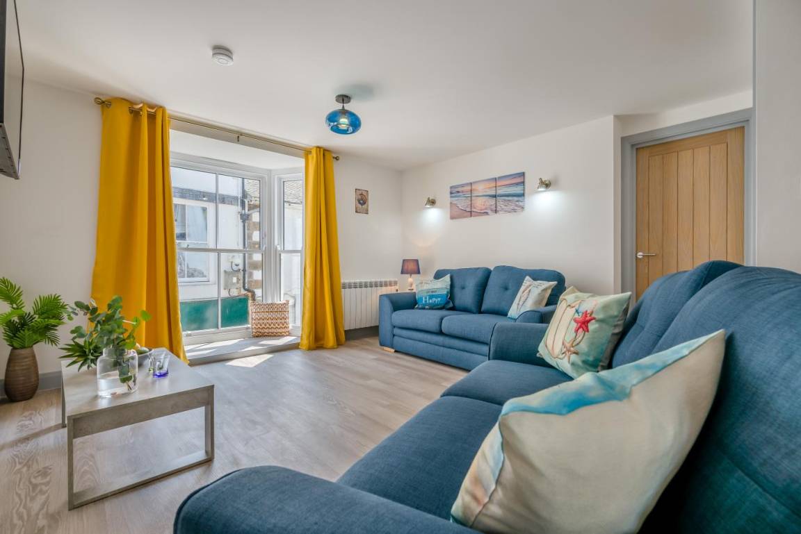 Apartment ∙ 2 Bedrooms ∙ 4 Guests - St Ives