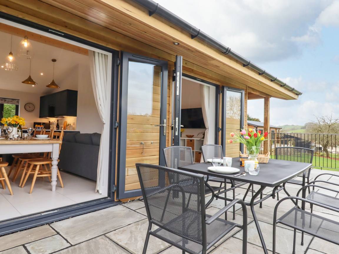 Cottage ∙ 2 Bedrooms ∙ 4 Guests - Tiverton Castle