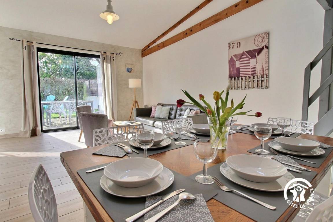 58 M² Gîte ∙ 2 Chambres ∙ 4 Personnes - Theix