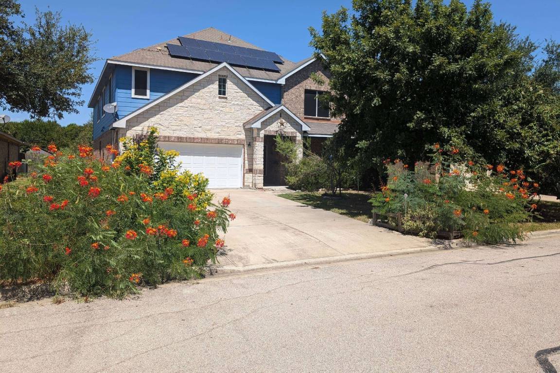 468 M² House ∙ 6 Bedrooms ∙ 21 Guests - Taylor, TX