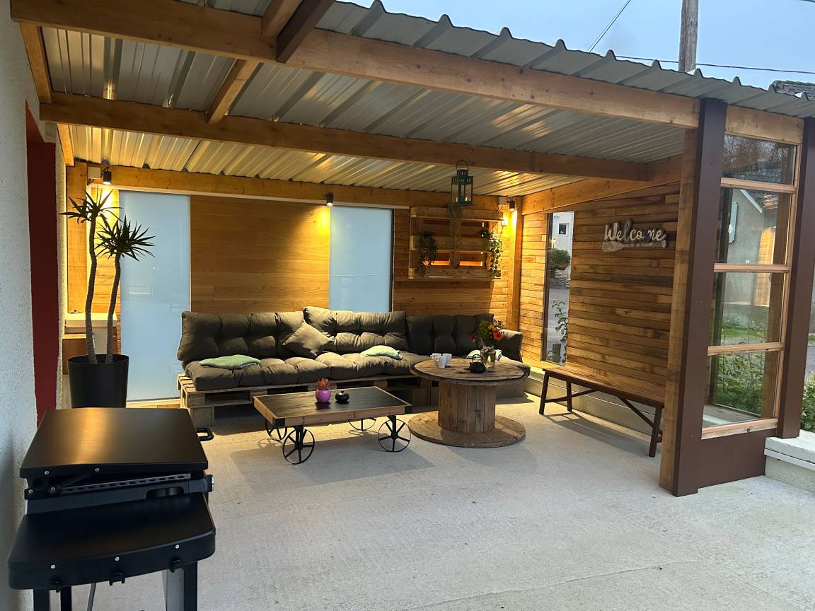 250 M² Gîte ∙ 5 Chambres ∙ 12 Personnes - Langres