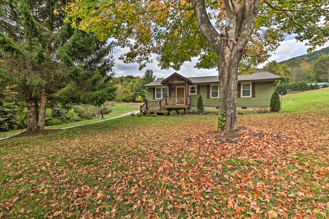 93 M² House ∙ 3 Bedrooms ∙ 5 Guests - Roan Mountain State Park, Roan Mountain