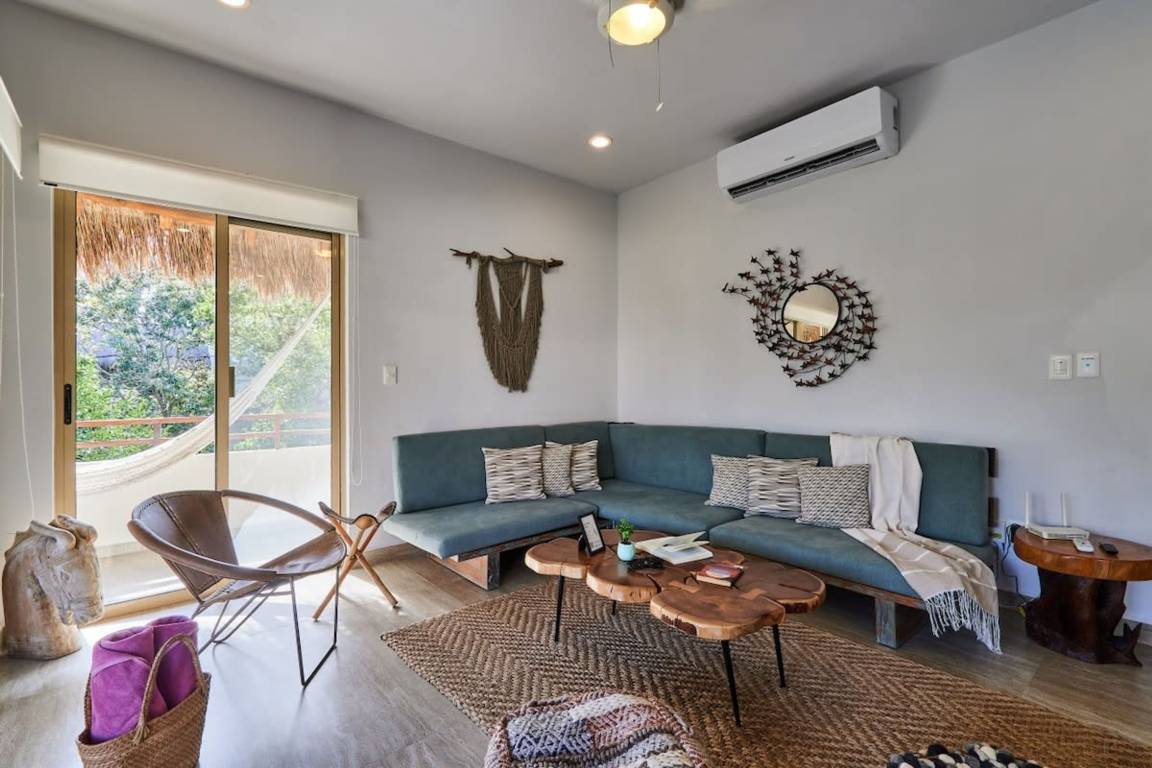 Apartment ∙ 2 Bedrooms ∙ 6 Guests - Paradise Beach