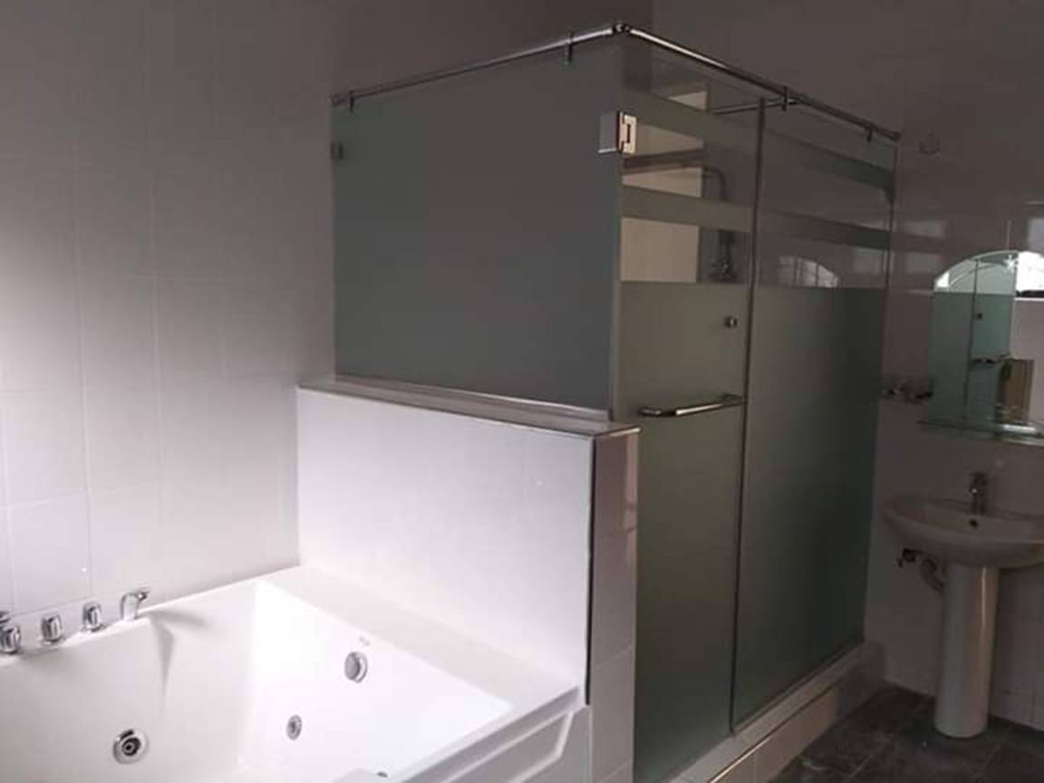 40 M² Apartamento ∙ 2 Habitaciones ∙ 4 Huéspedes - Kampala