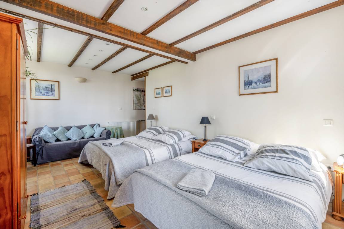 24 M² Chambre D'hôtes ∙ 1 Chambre ∙ 4 Personnes - Lusignan