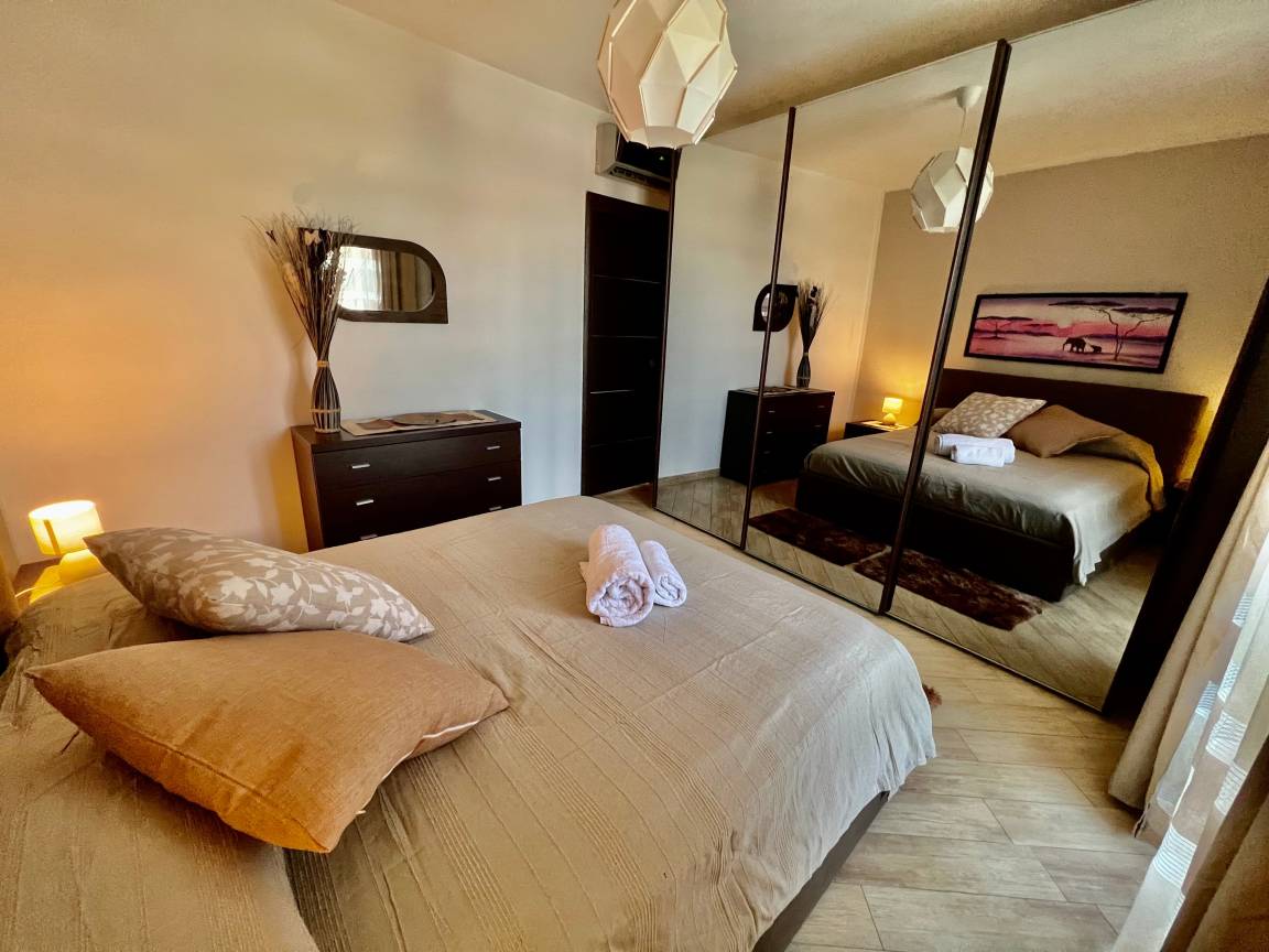 77 M² Appartement ∙ 2 Chambres ∙ 3 Personnes - Vigevano