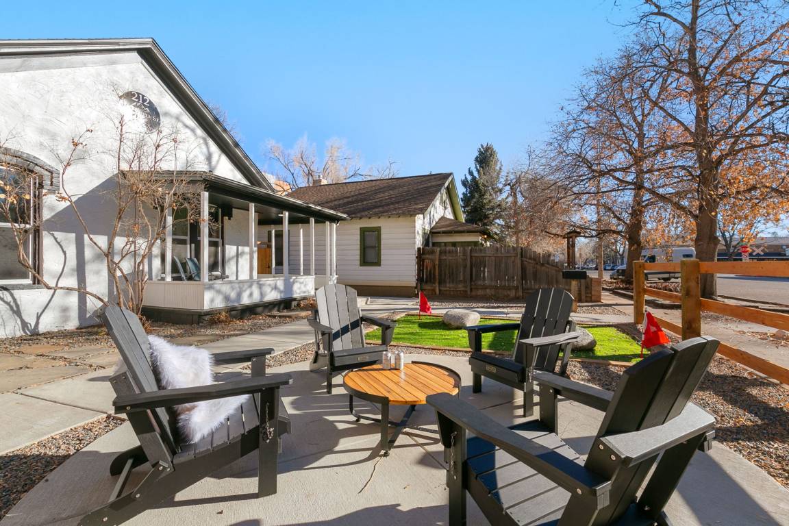 223 M² House ∙ 7 Bedrooms ∙ 16 Guests - Fort Collins, CO