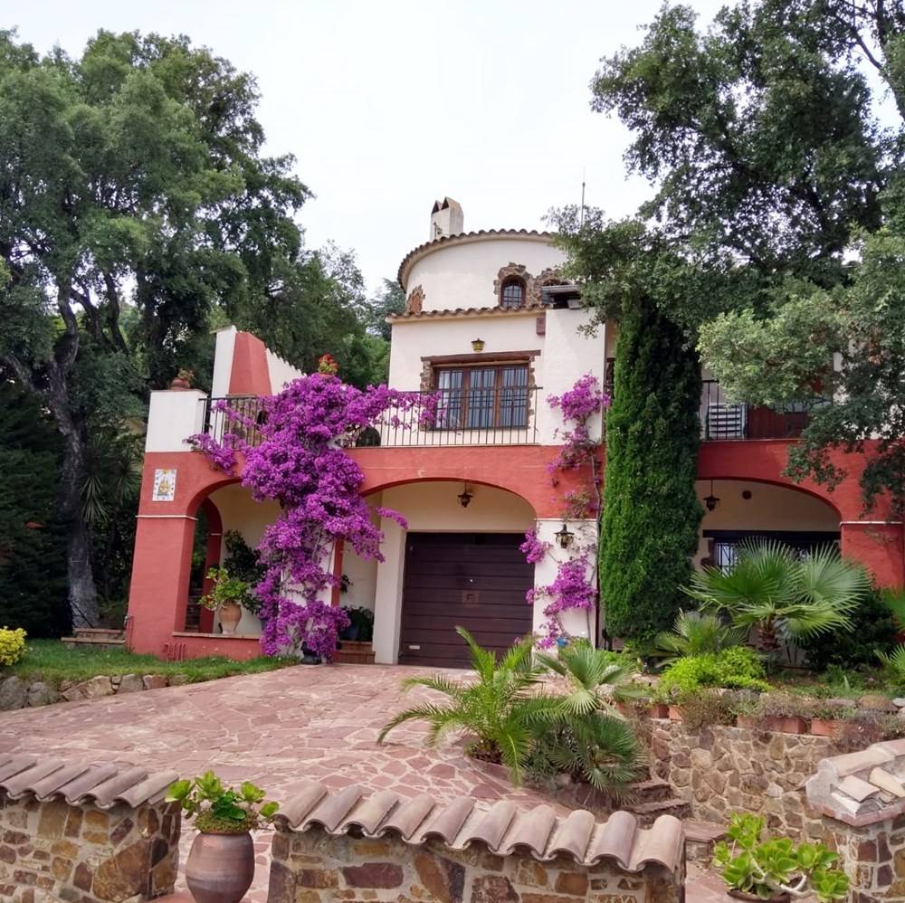 100 M² Villa ∙ 4 Bedrooms ∙ 8 Guests - Palamós
