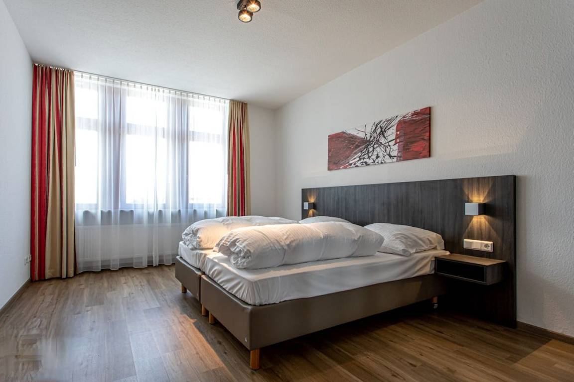 76 M² Apartment ∙ 1 Bedroom ∙ 2 Guests - Frankfurt