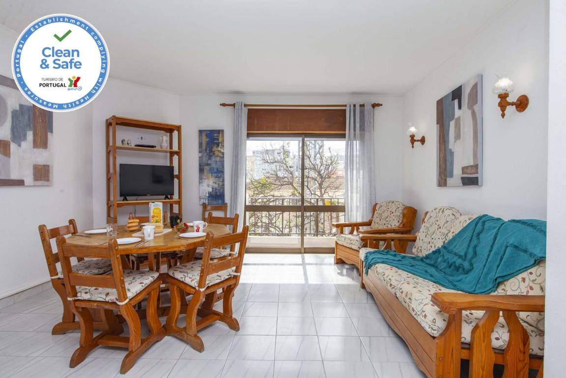 80 M² Ferienwohnung ∙ 2 Schlafzimmer ∙ 4 Gäste - Lagos