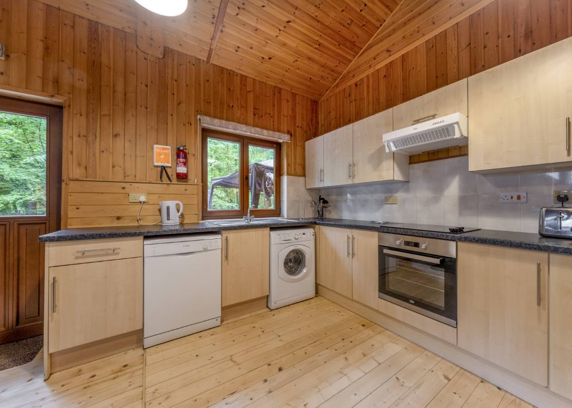 Chalet ∙ 4 Bedrooms ∙ 8 Guests - Shropshire