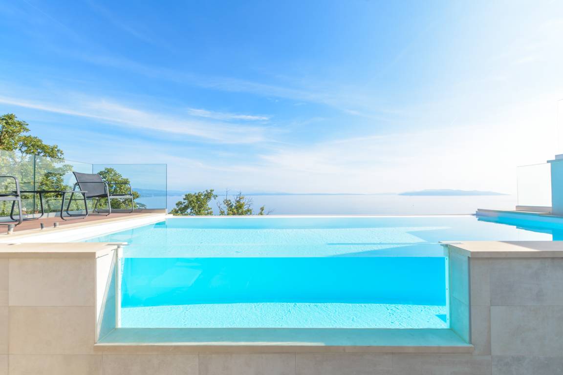 250 M² Villa ∙ 4 Habitaciones ∙ 6 Huéspedes - Opatija