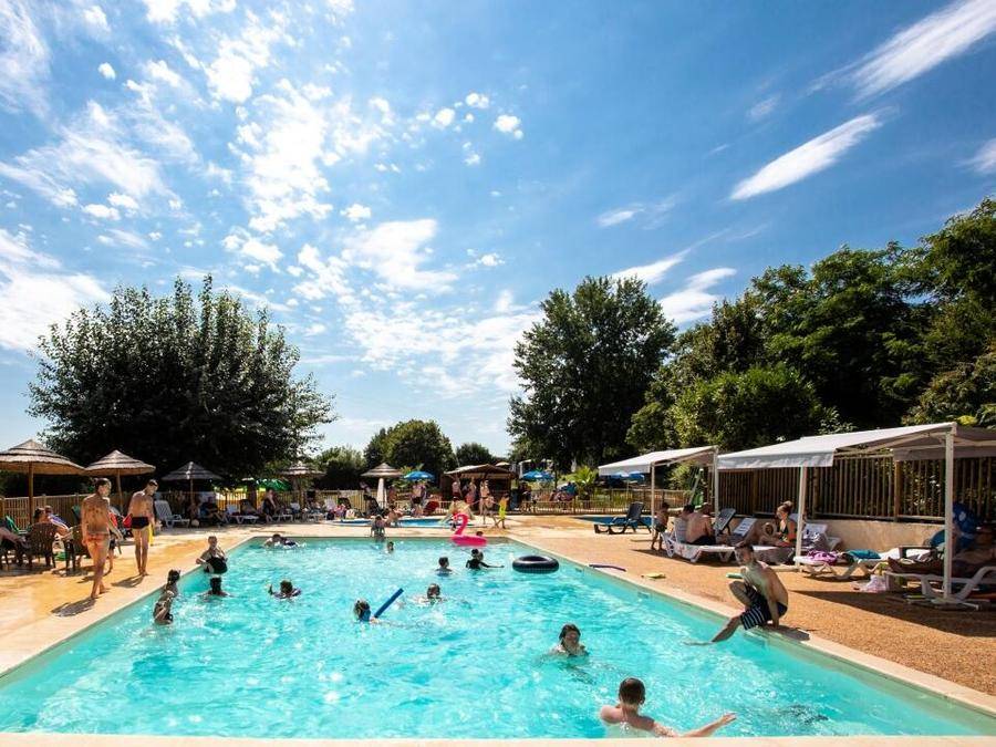 27 M² Caravan ∙ 2 Bedrooms ∙ 4 Guests - Le Bugue