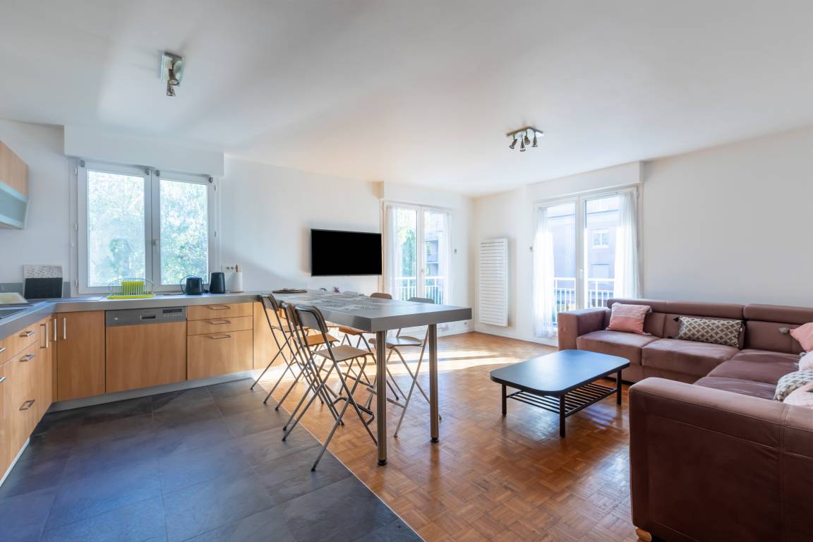 86 M² Appartement ∙ 3 Chambres ∙ 6 Personnes - Ivry-sur-Seine