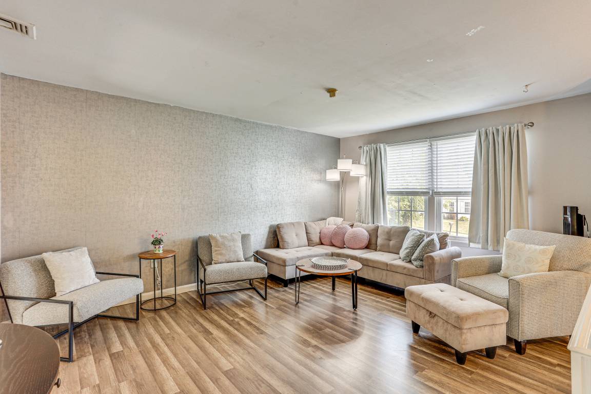 157 M² House ∙ 4 Bedrooms ∙ 8 Guests - Harrisburg, PA