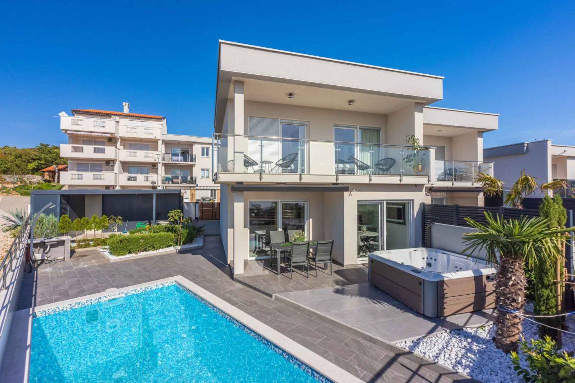 90 M² Maison De Vacances ∙ 2 Chambres ∙ 4 Personnes - Crikvenica