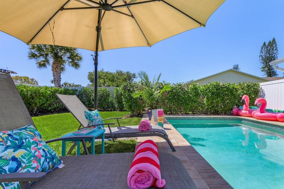 139 M² House ∙ 3 Bedrooms ∙ 6 Guests - Naples Beach, FL