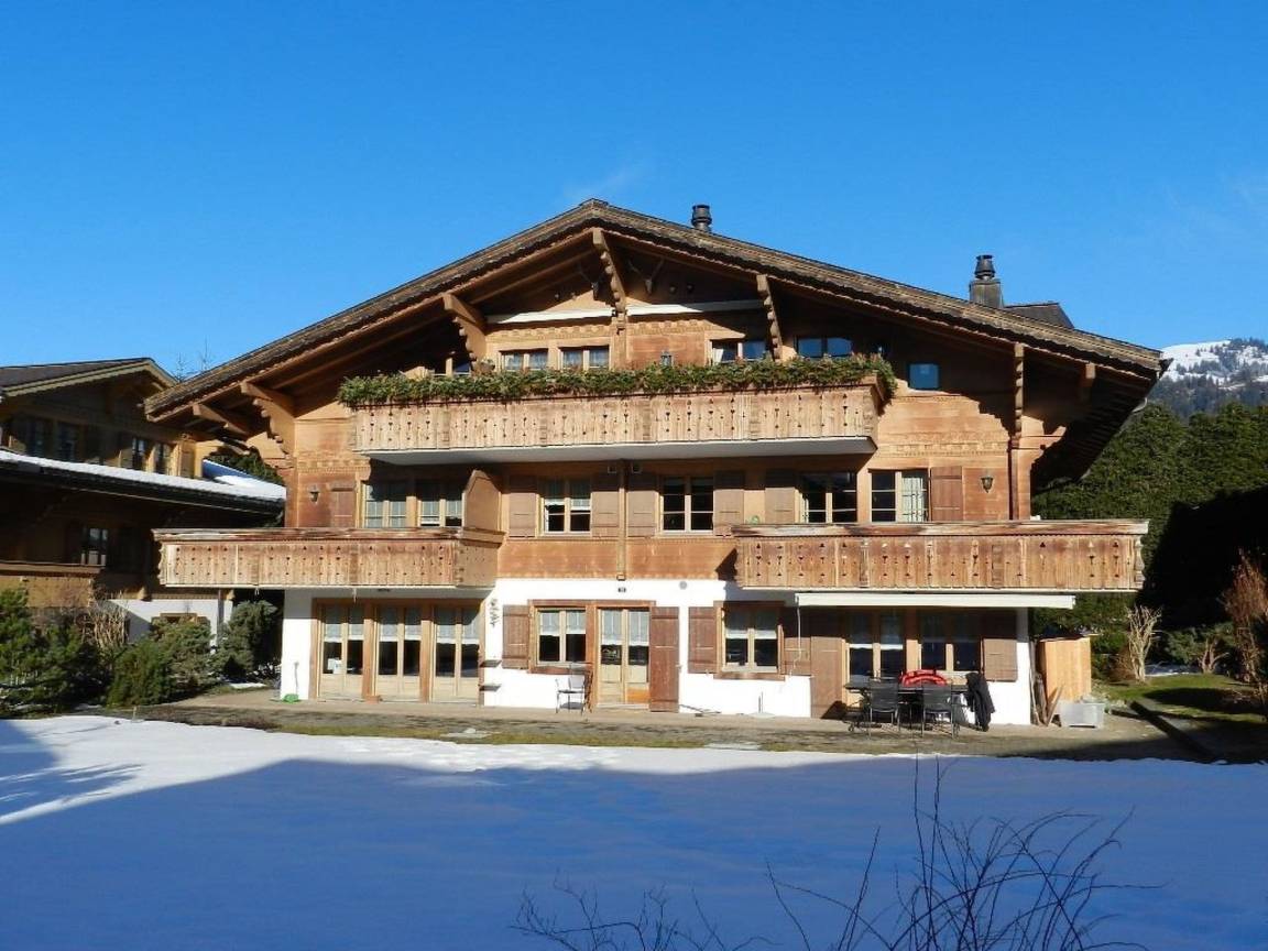 Ferienwohnung ∙ 2 Schlafzimmer ∙ 4 Gäste - Gstaad